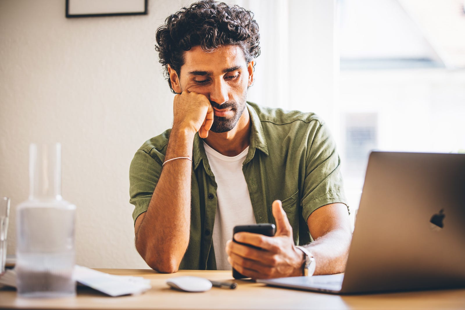 Bore-out syndrome: when boredom makes you ill | Sanitas magazine