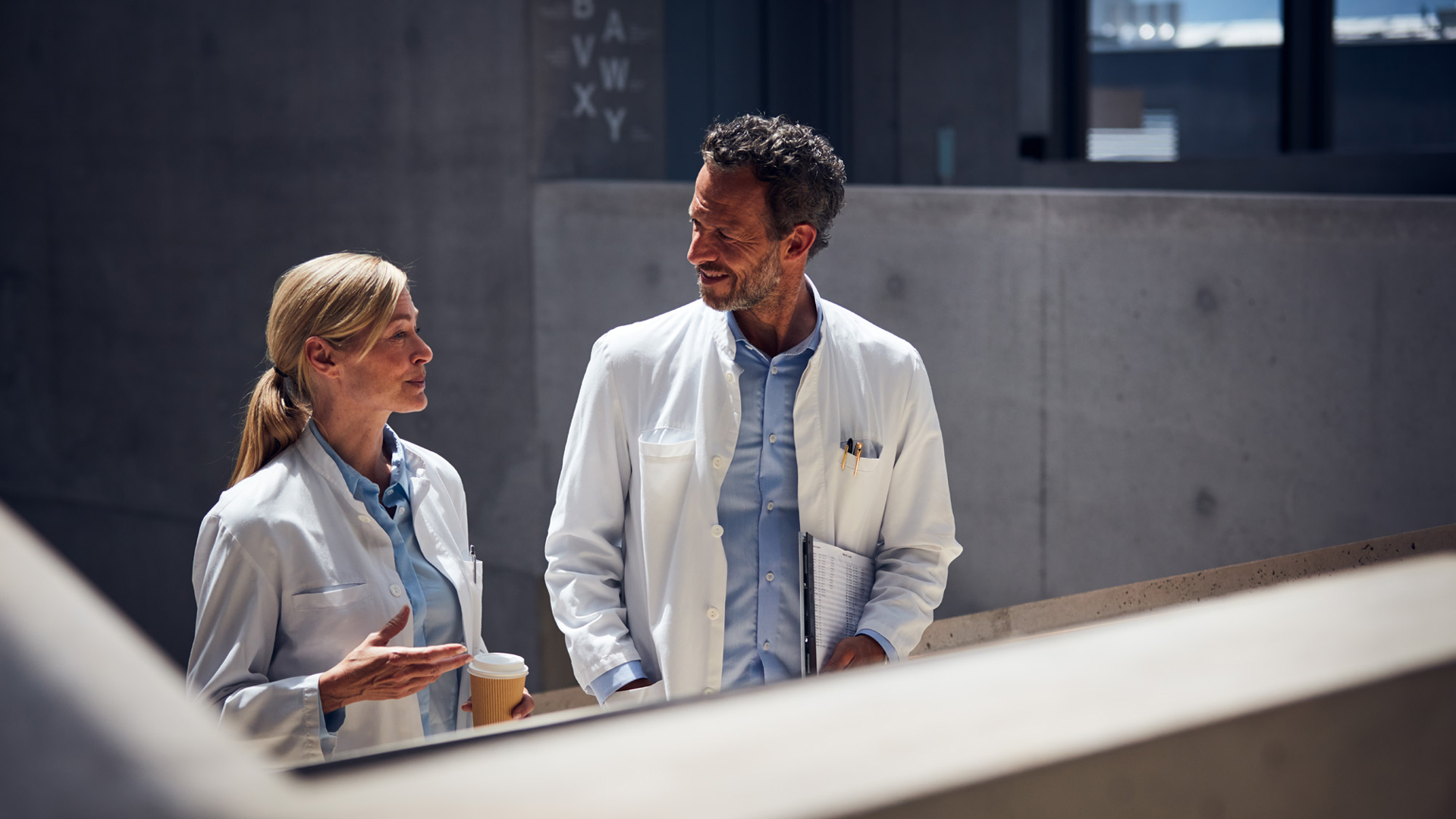 Medical hotline for Sanitas customers. | Sanitas